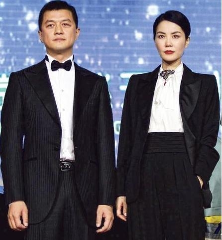 Faye Wong sings the theme song "Bay" of the Mid-Autumn Festival Gala in the Greater Bay Area: 30 ...