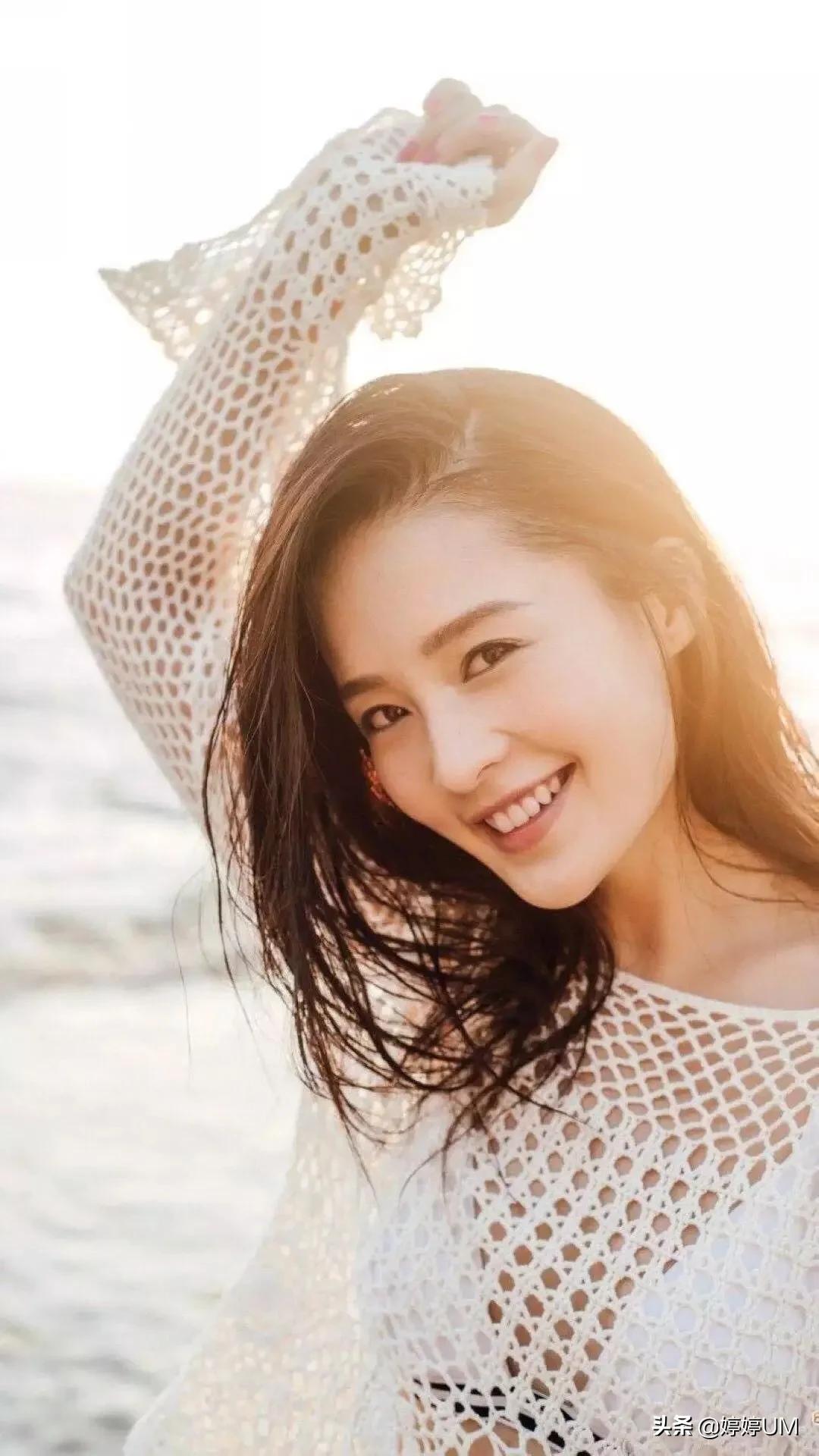 Li Qin, sexy and charming, hot body, beautiful appearance, good-looking ...