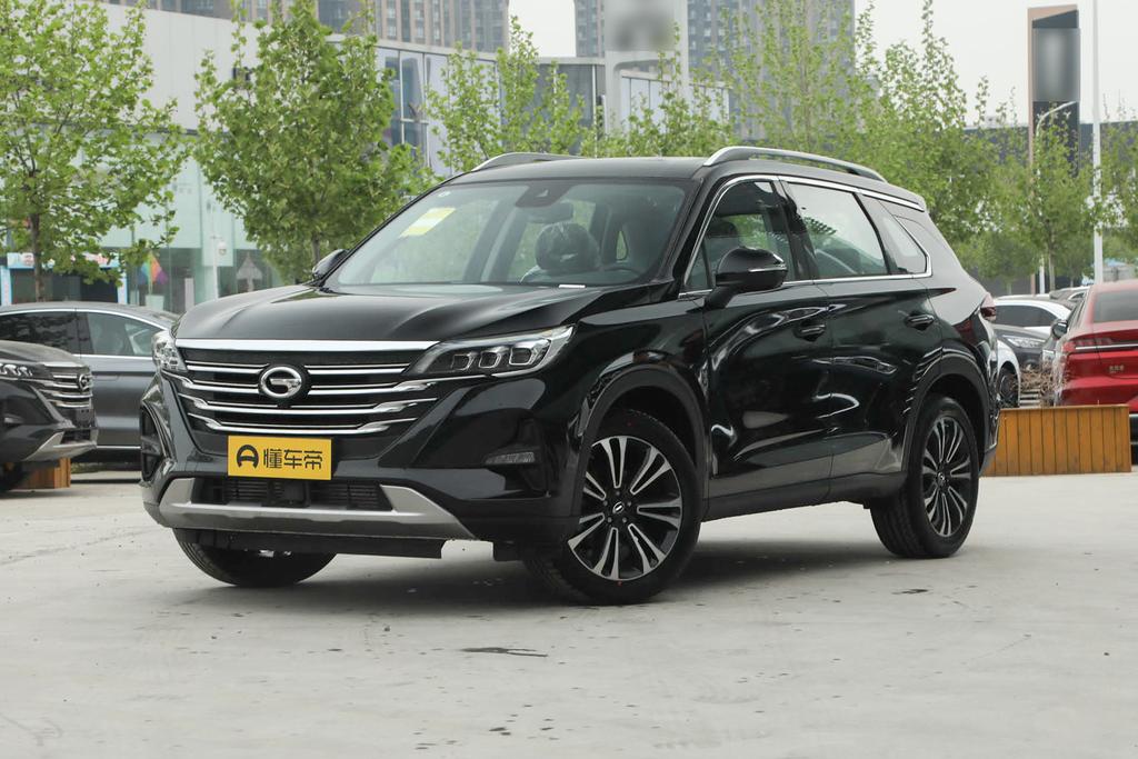 Trumpchi GS5 is the ultimate driving experience, enjoying the hard-core ...