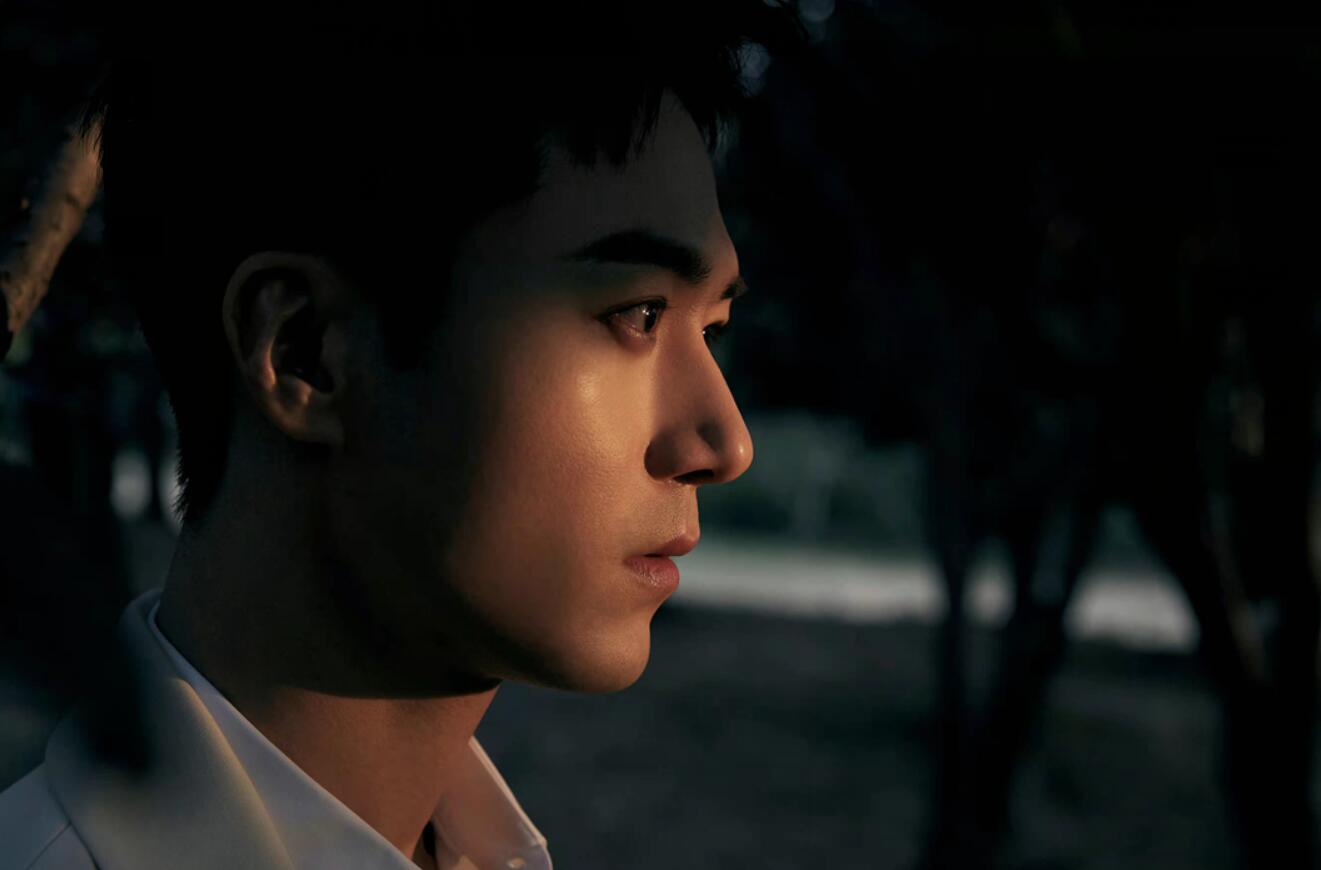 Mao Zijun plays and You sings the first single "Once Once" and invites ...