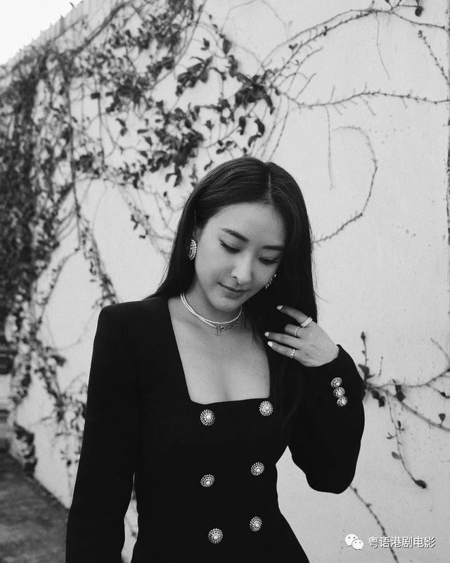 Chen Ying is TVB's best holding flower and ten Mesozoic takeover ...