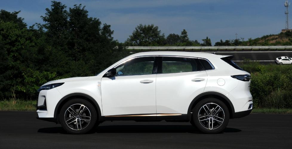 Become stronger!The brand-new Changan CS55 plus has a sudden change in ...