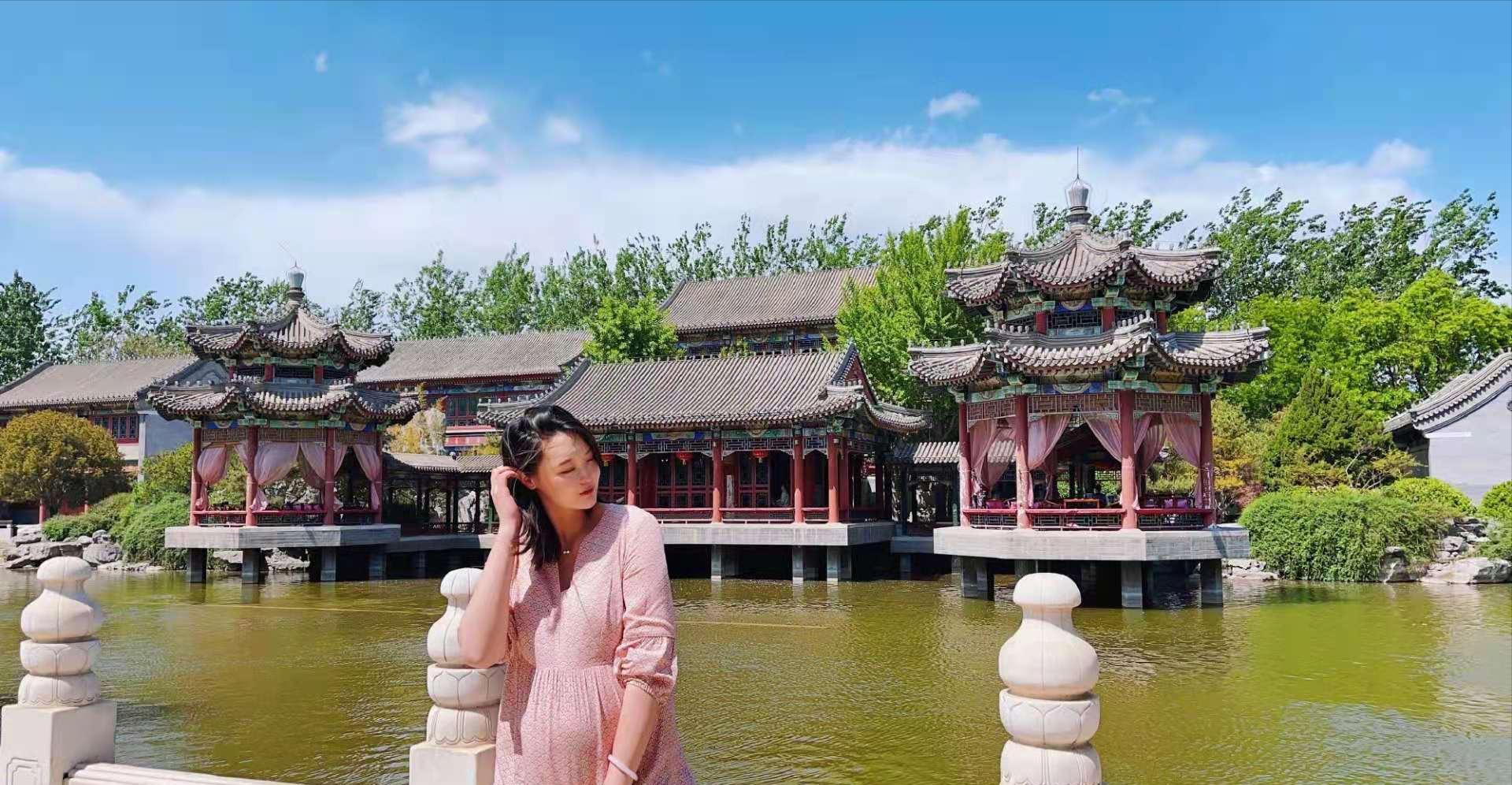 Hui Ruoqi and her husband celebrated their third wedding anniversary ...