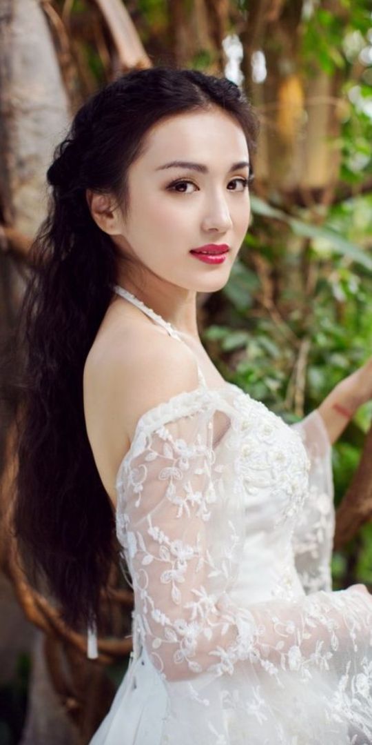 Have you ever heard of Li Yanbing, the glamorous red lips, ecstatic ...