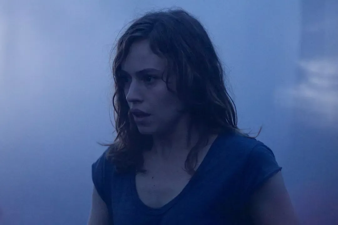 The adult version of "Snow White", this is too ruining your childhood ...