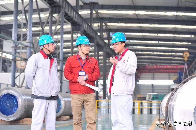 Gong Jianping: "Xia Ke Xing" on the Road to Yongjun - iMedia