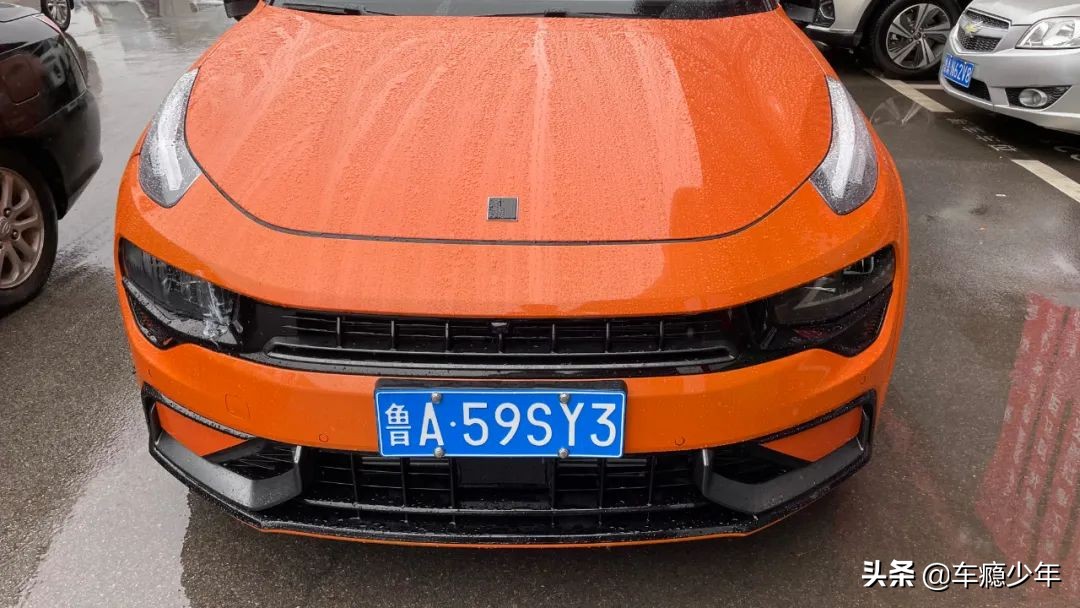 Test drive the Lynk & Co 02 Hatchback at the store!Domestically made ...