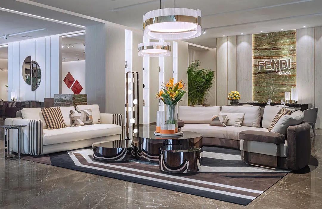 Can the curved sofa save a mediocre home? - iMedia