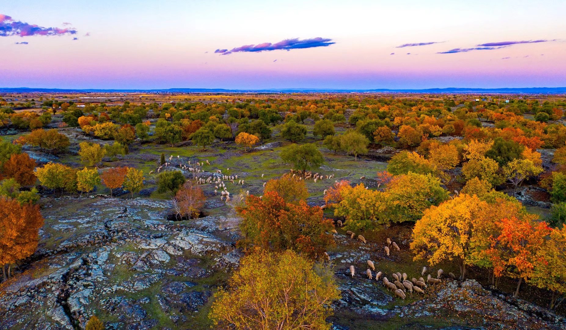 Xingshan, Jingpo Lake Scenic Area, October 7-9, 2021 - iMedia