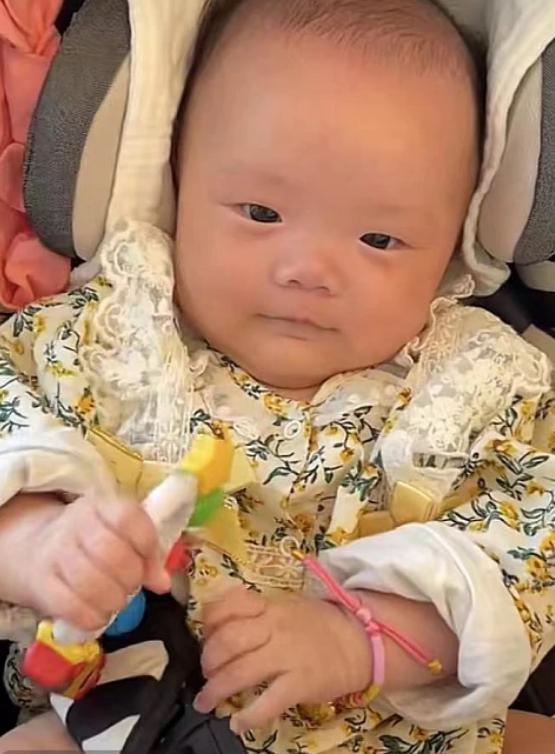 "Murong Yunduo" Xiao Hanhan shows the face of his 10-year-old son ...