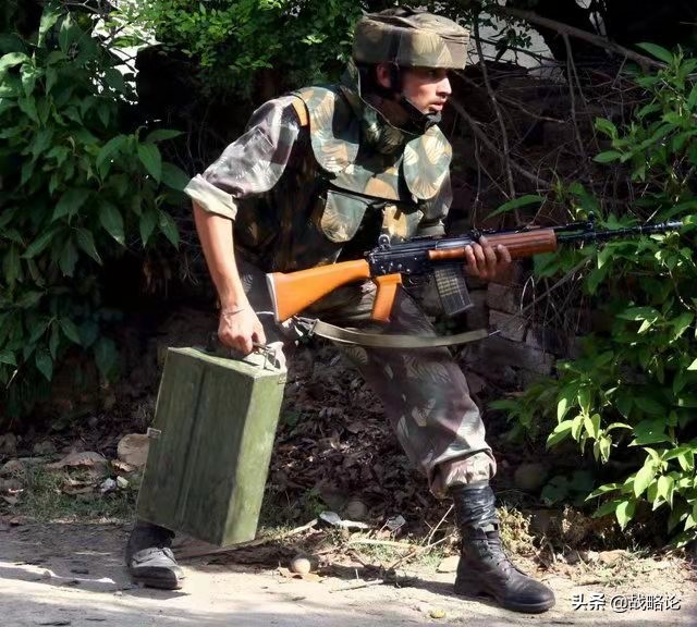 India's independent research and development of INSAS automatic rifles ...