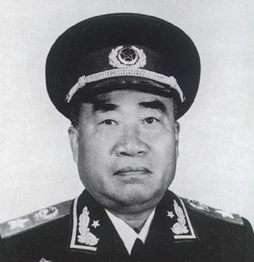 In 1965, Zhu Min was critically ill. Zhu De used privileges to save his ...