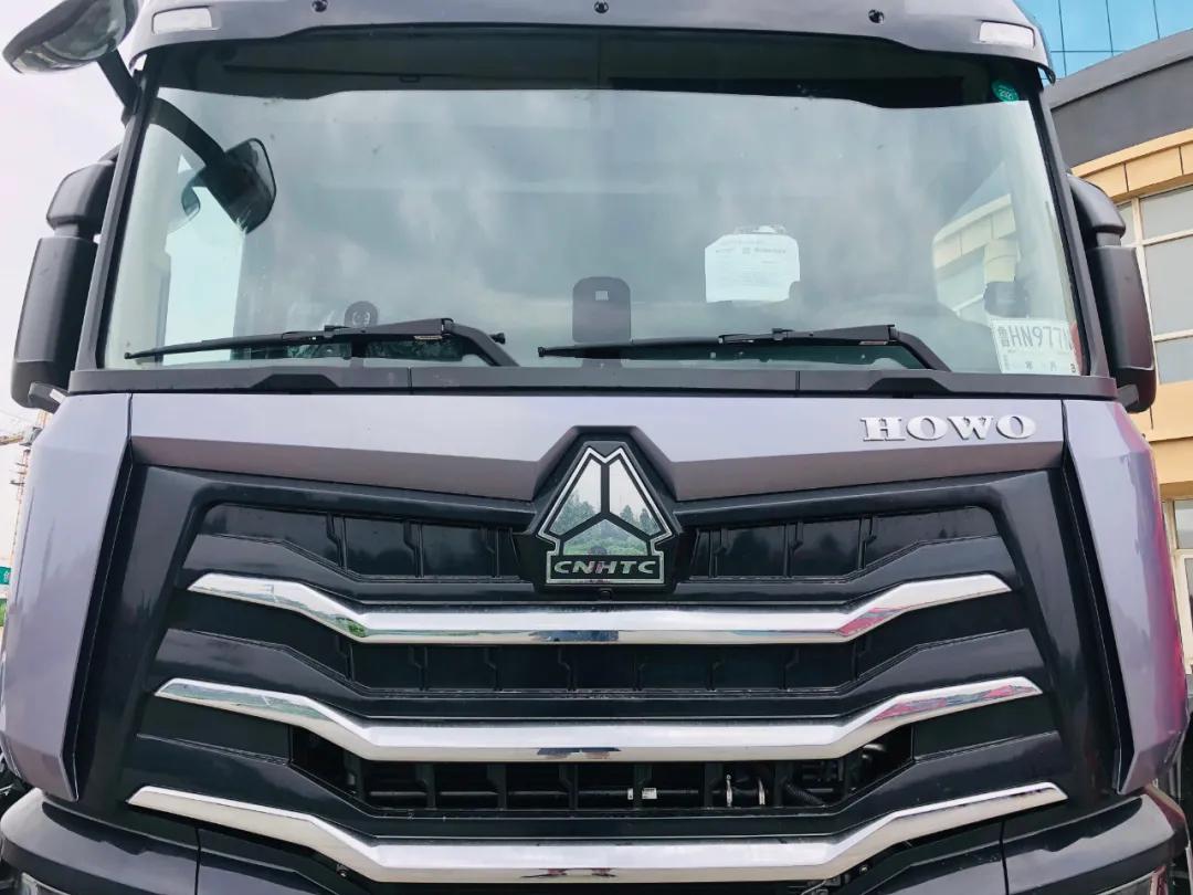 SINOTRUK's new HOWO MAX real car is here!Weichai 460 hp + 16-speed ...