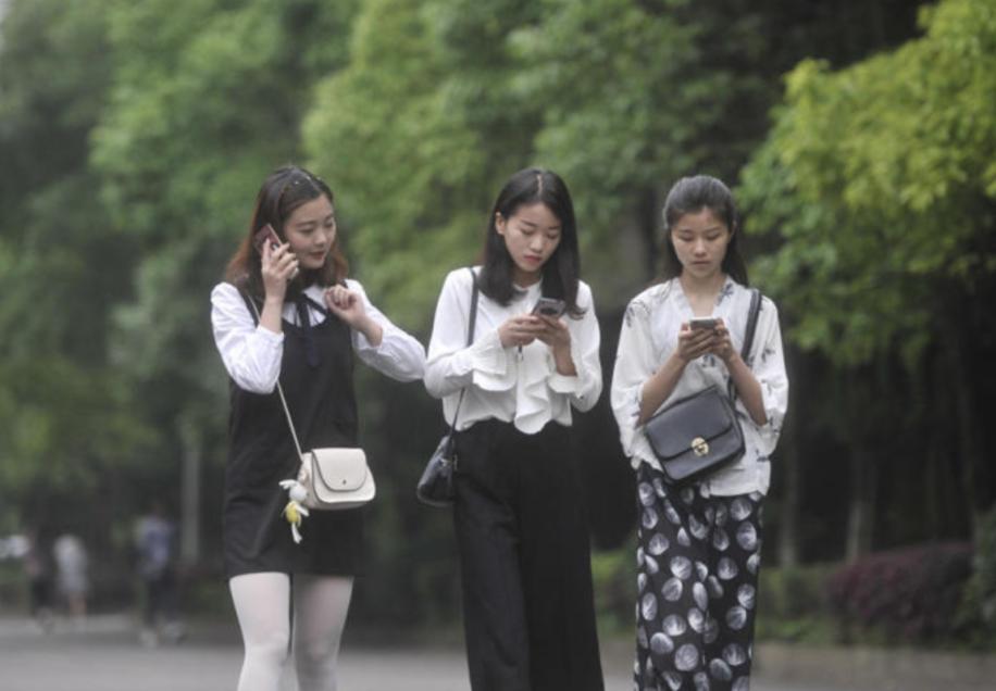 Li Ran: The average-looking salesperson fascinated the prince and ...