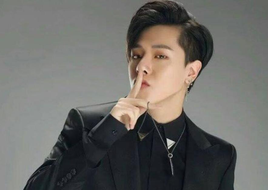 The boyfriend looks like Jiang Peng's son Jiang Dah, causing fans to ...