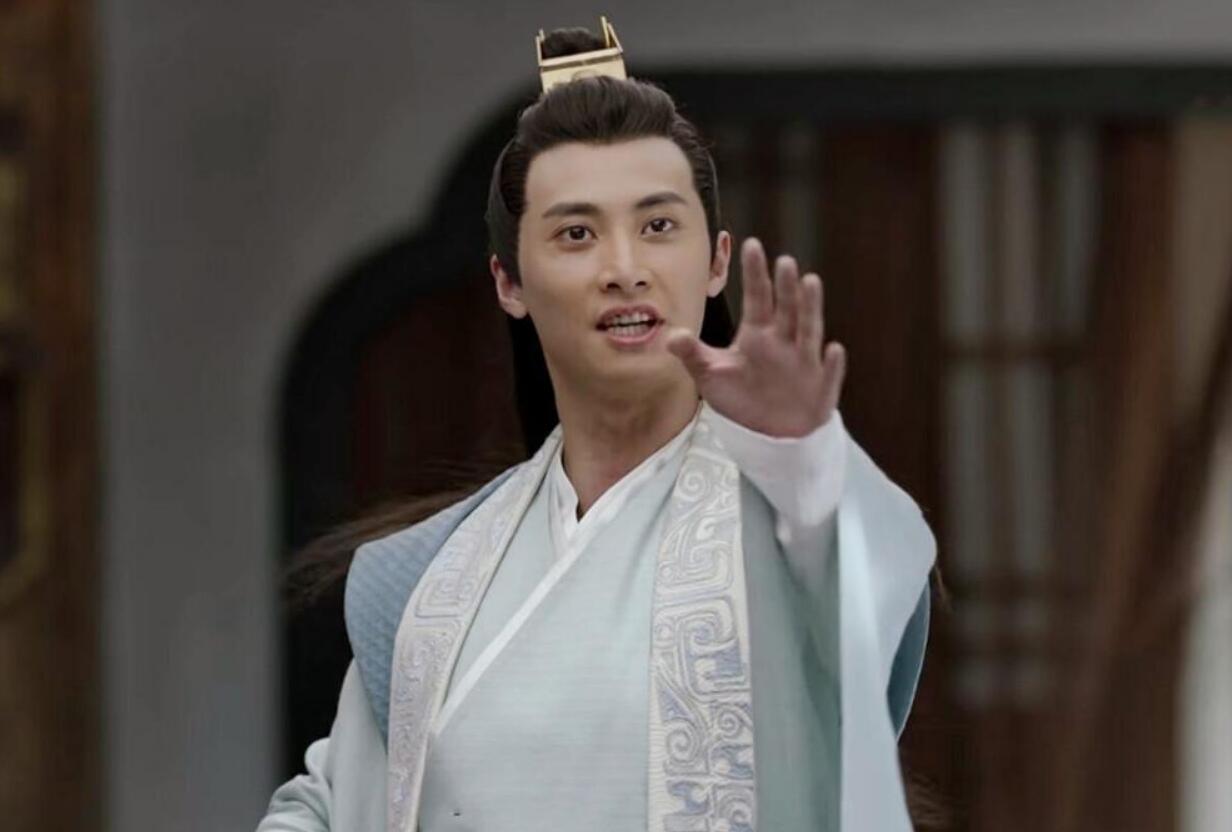 How did Du Fu, who was hailed as the saint of poetry as well as Li Bai ...