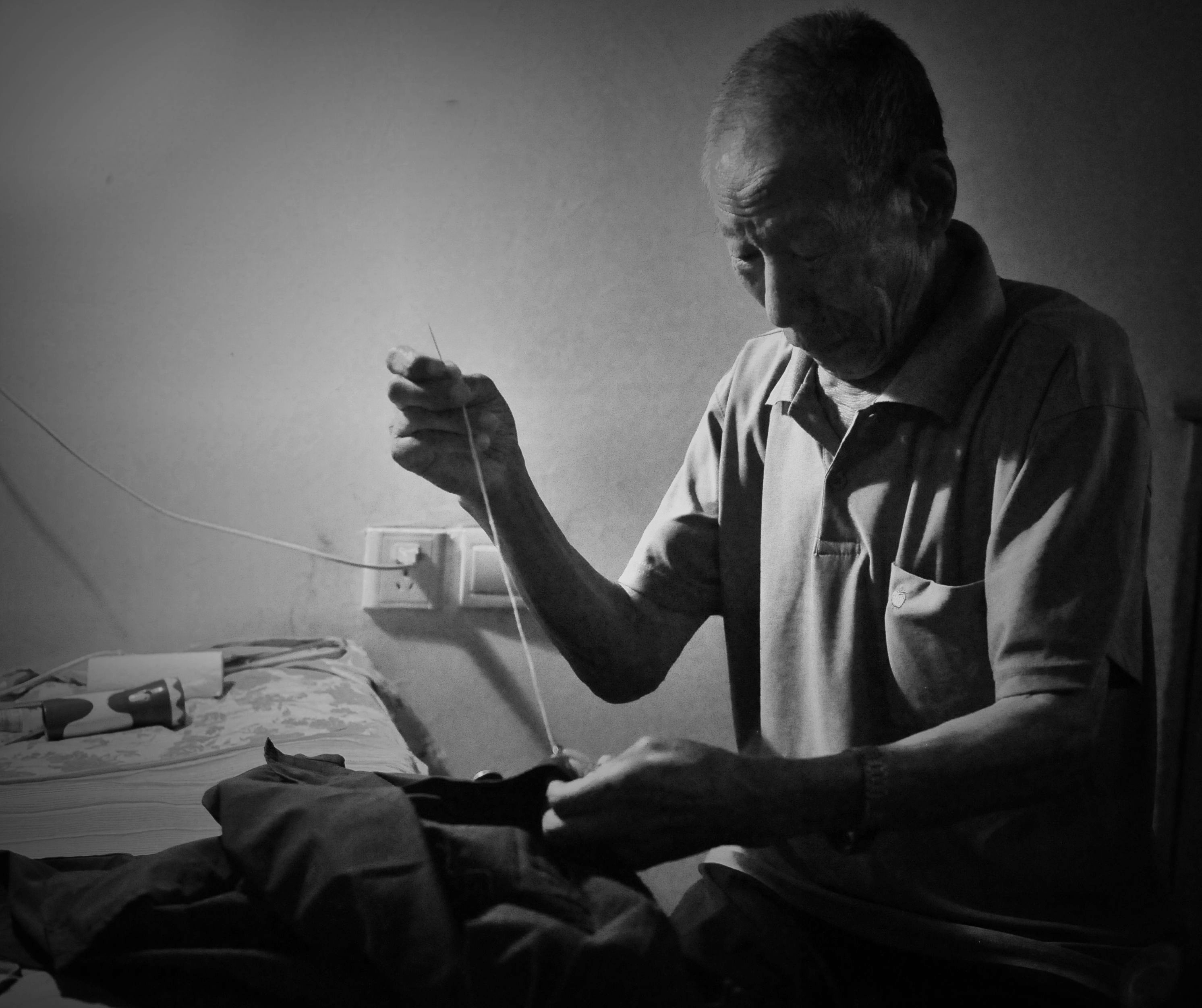 On the Humanistic Feelings in Liu Xiangyang's Documentary Photography ...