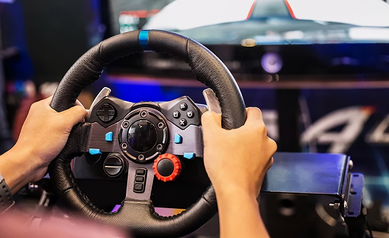 The "game steering wheel", which was a bit far from ordinary people, is ...