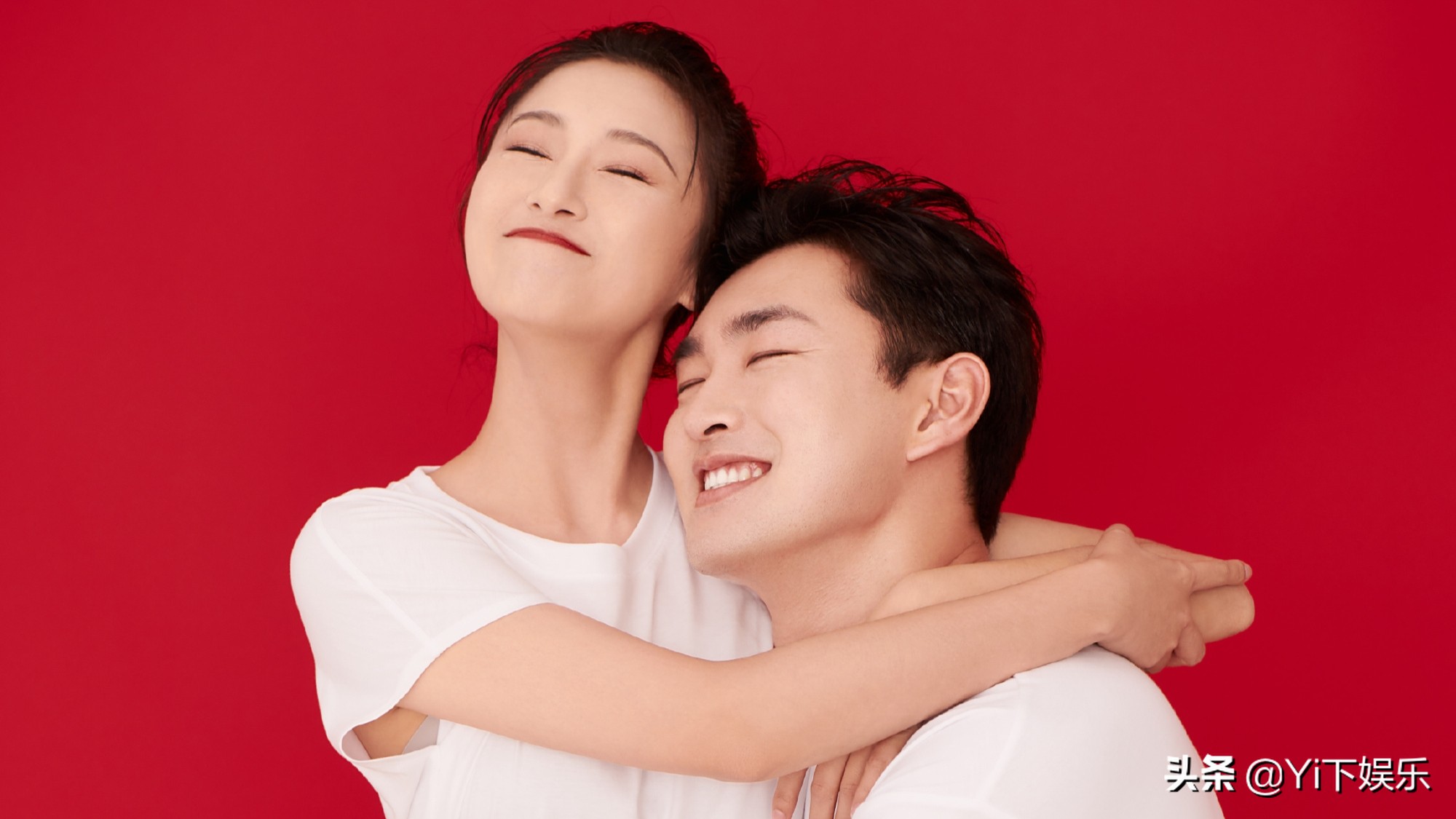 Huang Zitaoyun attended the wedding of his good brother Wang Yanlin and ...