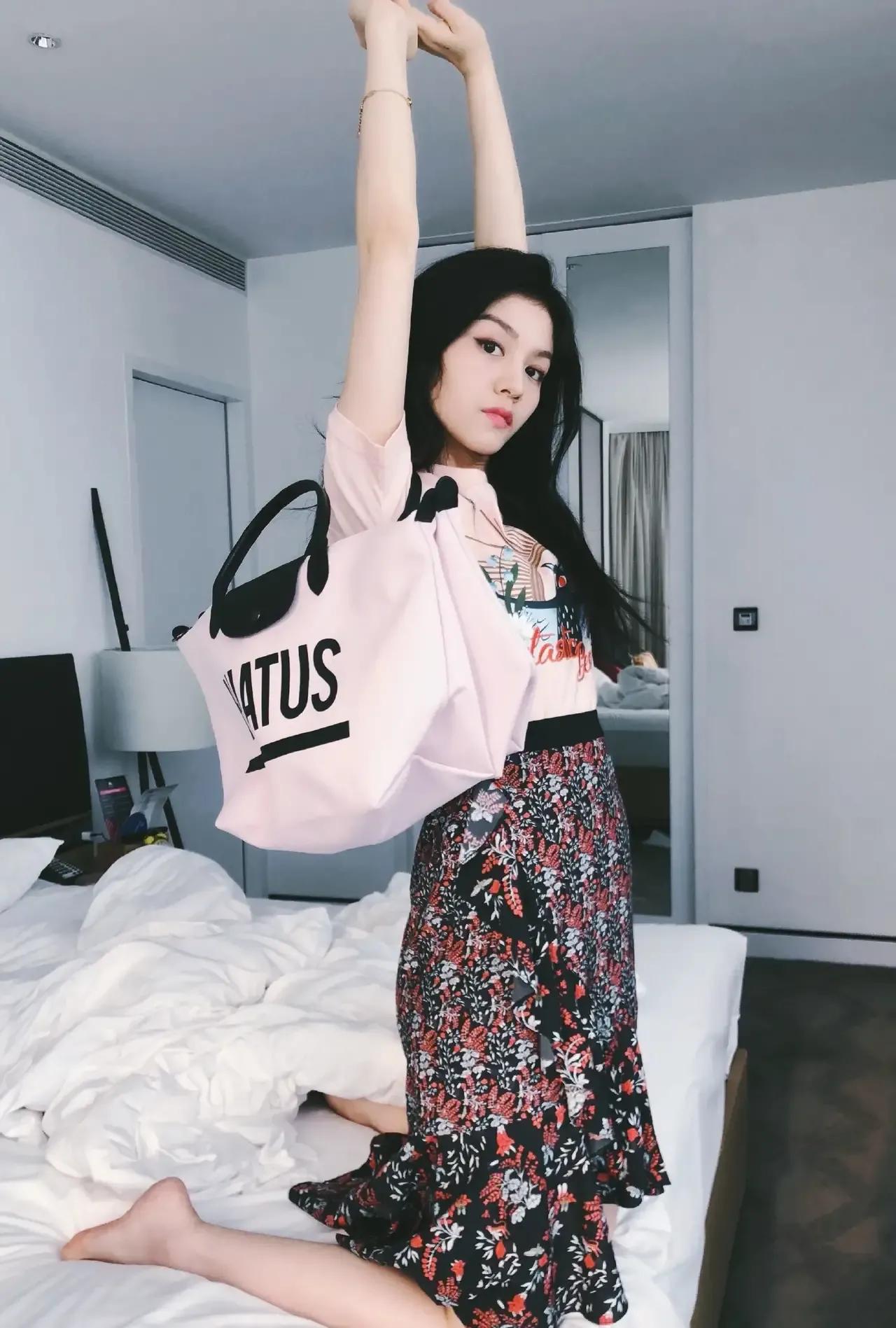 Li Chengmin, Wen Biyu, Ma Zehan, Mao Linlin, Cecilia Cheung, Mimi, Chunxia, Qiao Xin, Xu Lu - iMedia