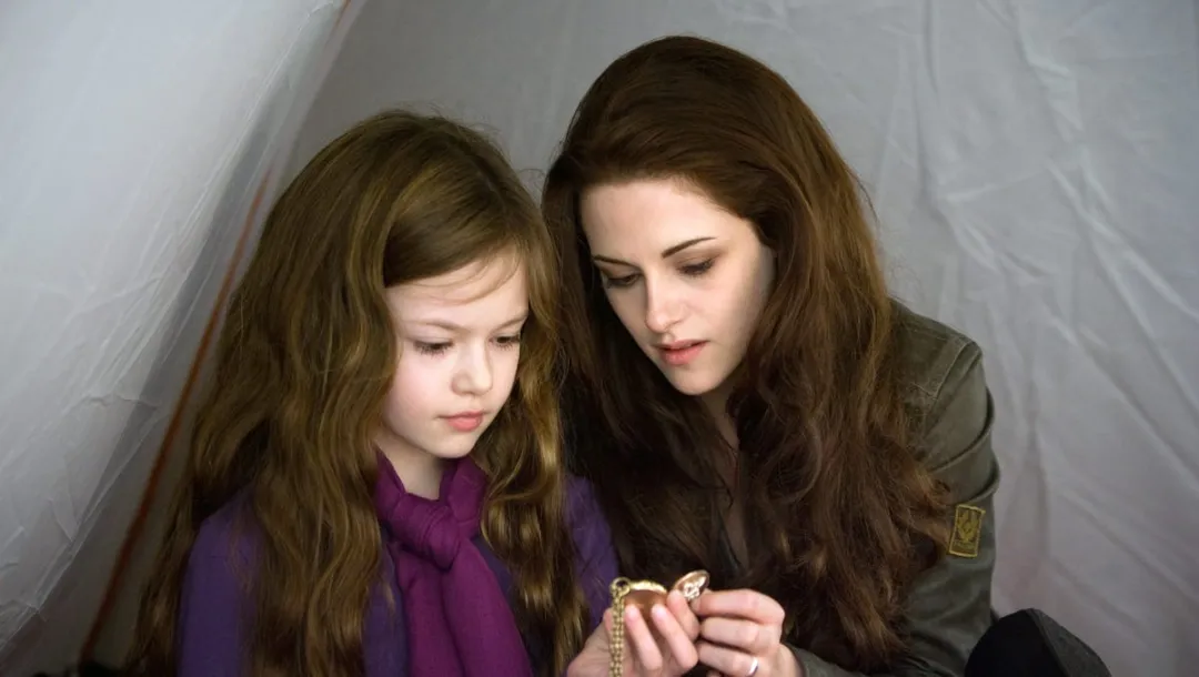 "Twilight" Bella's daughter has grown up!She became a Disney princess ...