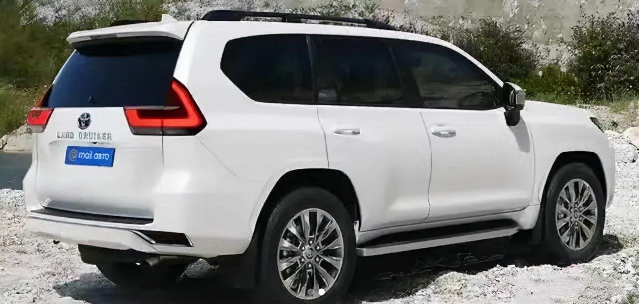 Starting at approximately RMB 370,000, the new generation of Toyota ...