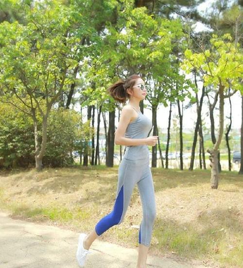 Seven-character "Morning Exercise Kundong" - iMedia