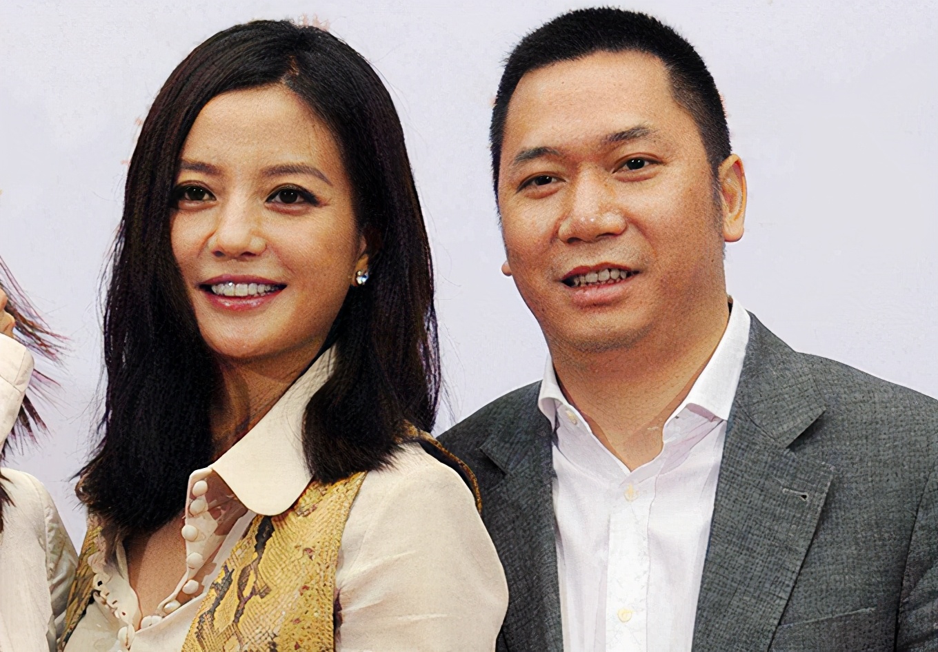 Huang Youlong's ex-girlfriend Ye Cuicui took a wedding photo to ...