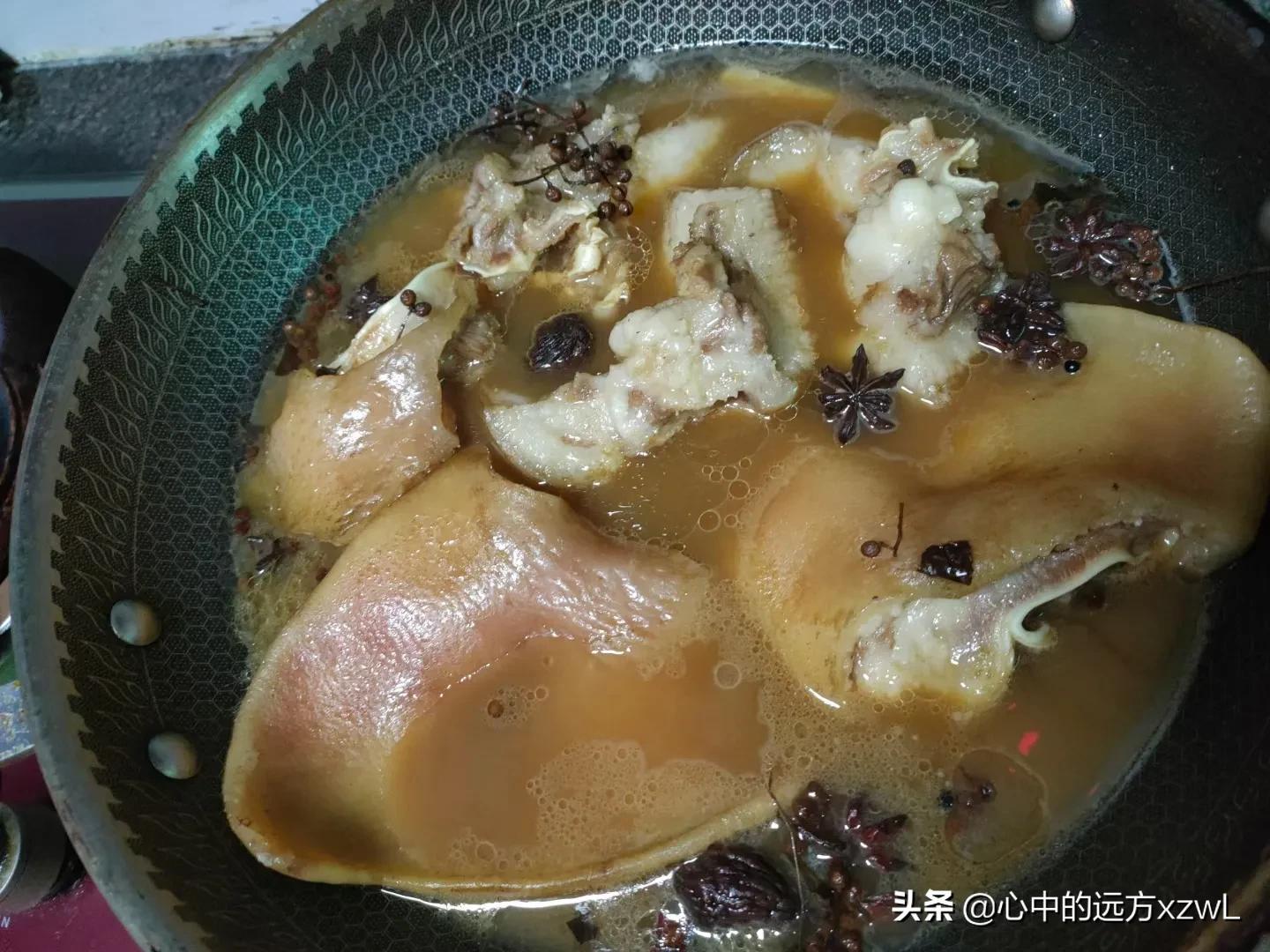 Cold pig ears - iMedia