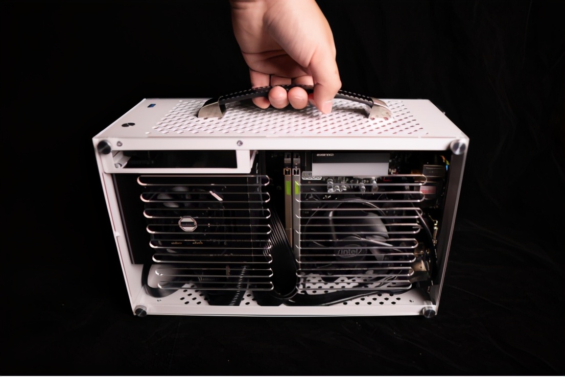 Overclocking three Hummingbird I100 chassis installation experience ...