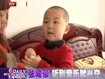 "Lovely God" Zhang Junhao: He became famous at the age of 3, went to ...