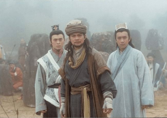 No matter how powerful Duan Yu is, he can't beat Xiao Feng. After all ...