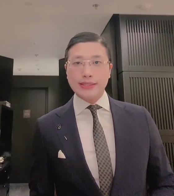 "High-quality male" Xu Qingen became popular, and the master came ...