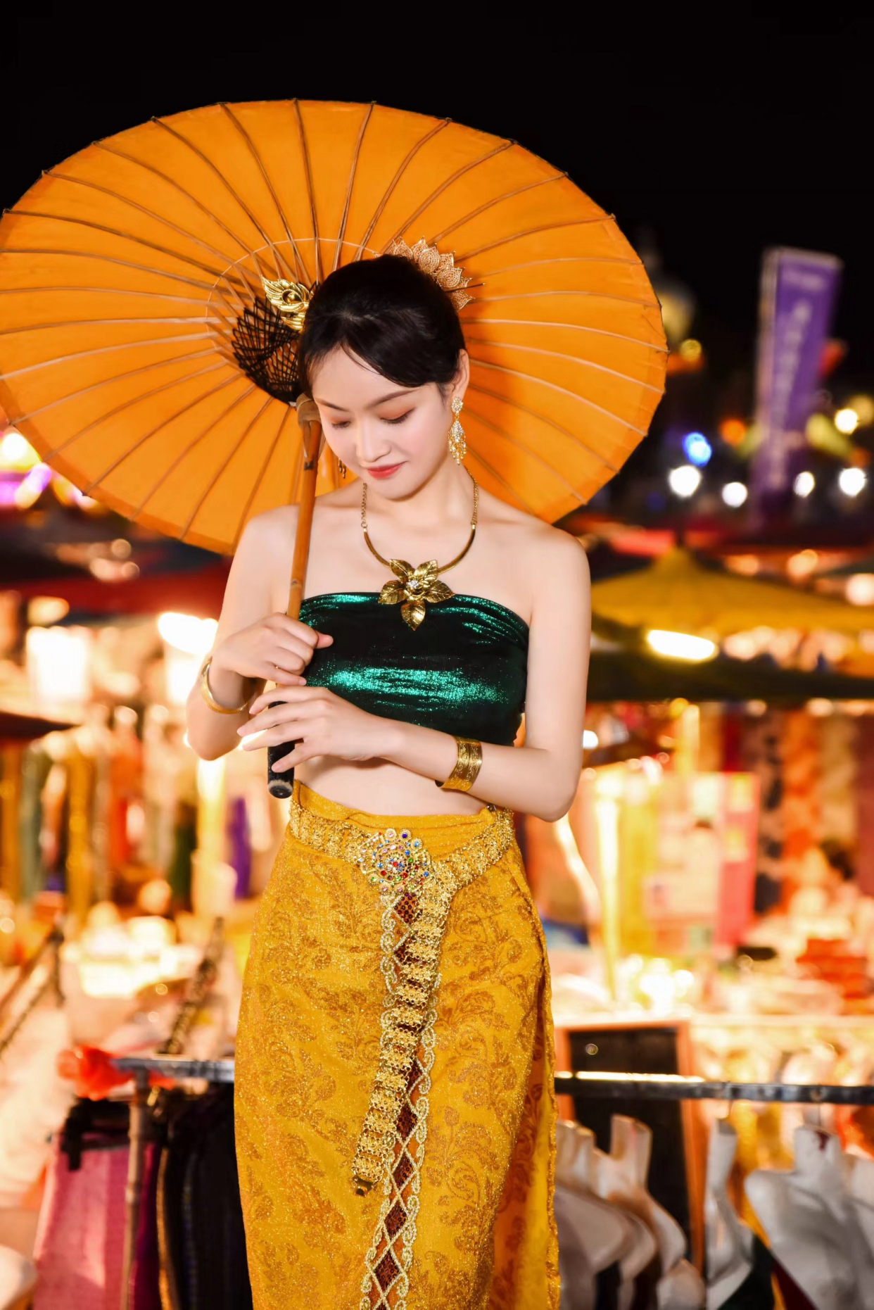 I went to the border city of Yunnan and took pictures of Dai people ...