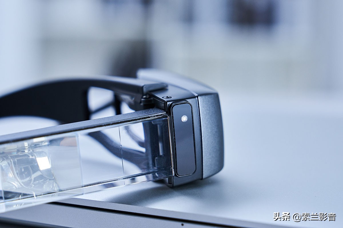 Epson Moverio BT-40 Smart Glasses: Meet the needs of personal ...
