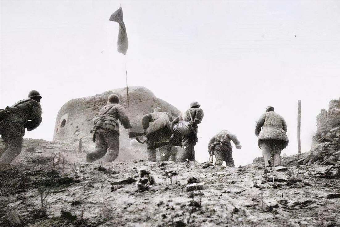 The People's Liberation Army's self-made "war artifact", flying thunder ...