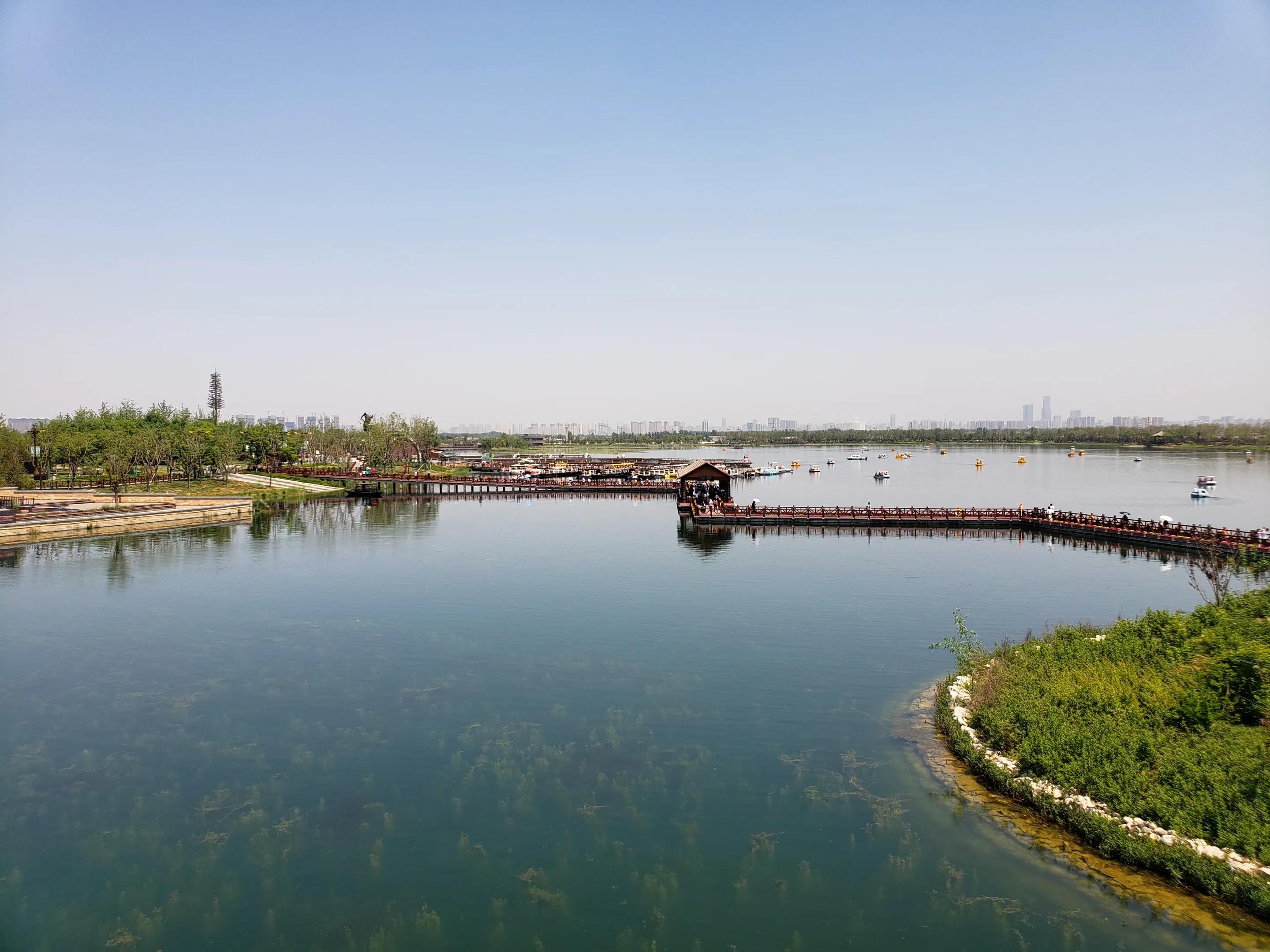 Xi'an Kunming Pool·Qixi Park is so beautiful!A place to witness love ...