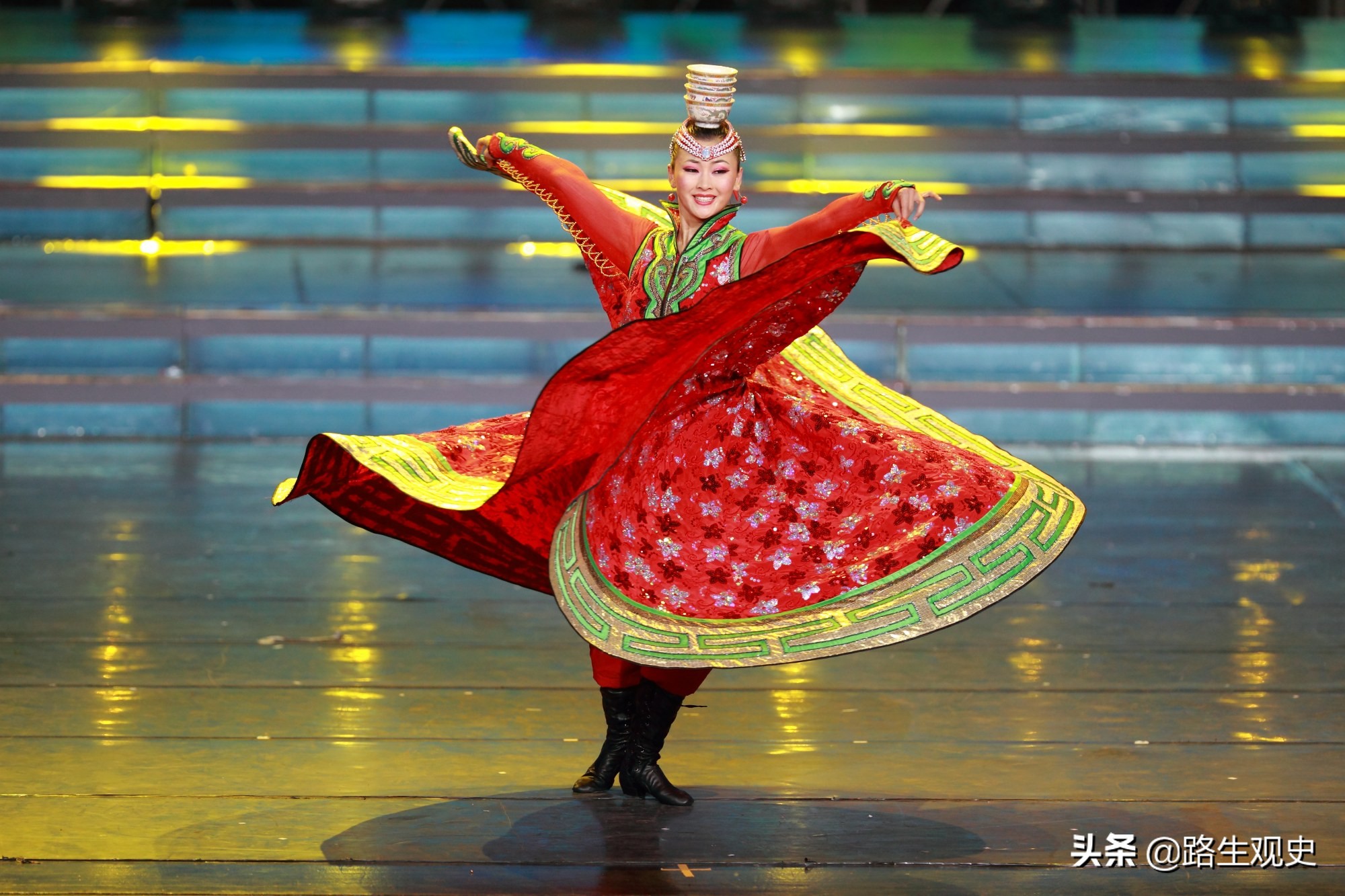 There is a good place in Xinjiang called Kazanqi, where the girls are ...