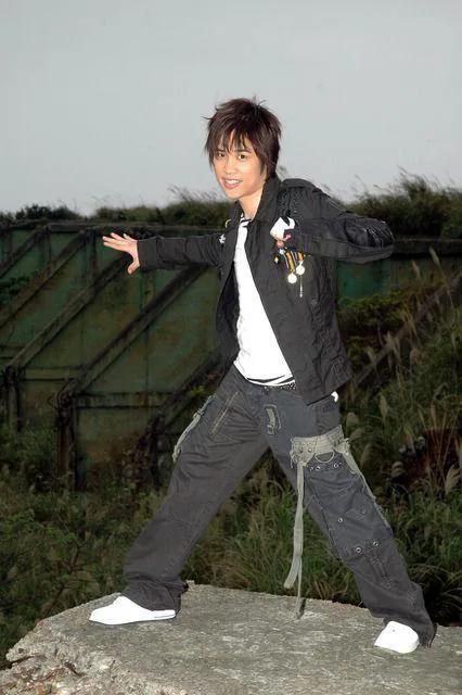 The disappearing singer-Tank Lu Jianzhong - iMedia