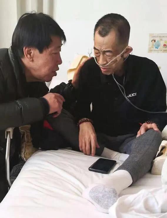 After Jet Li became popular, he asked his eldest brother to be an assistant with an annual ...