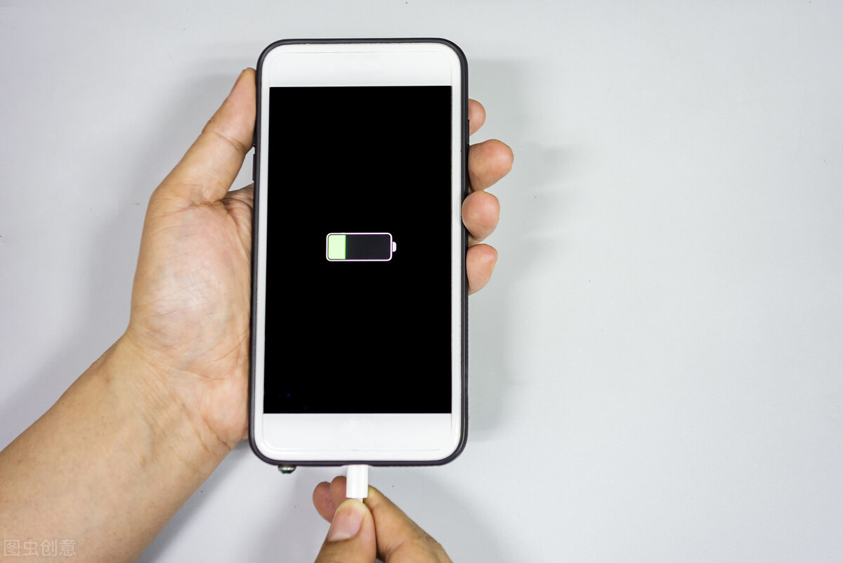 How to charge the phone battery correctly - iMedia