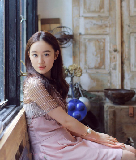 Guo Xiaoting, who looks like a flower like a jade, is young and ...