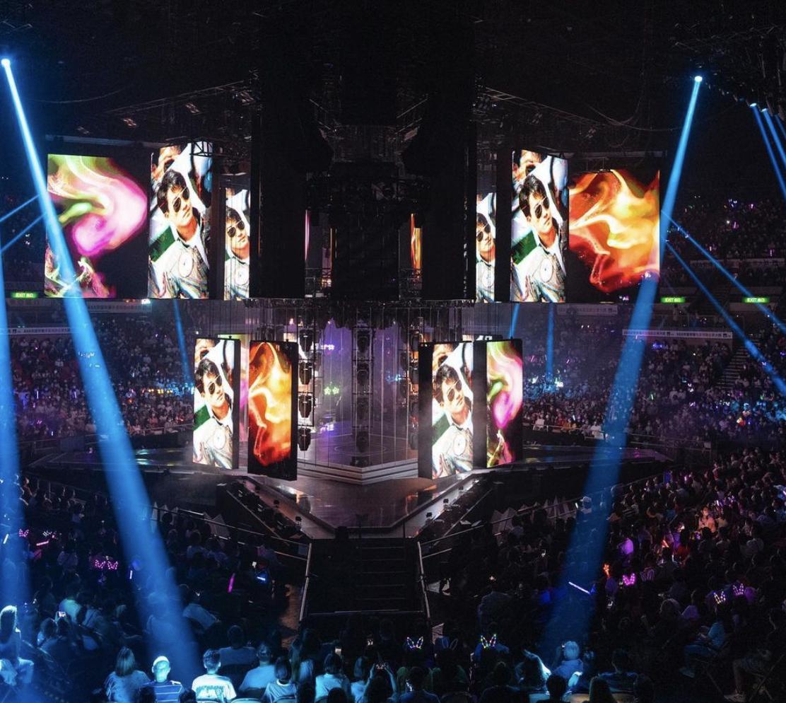 "Four Heavenly Kings" gathered together!Dawn's concert opens, Andy Lau ...