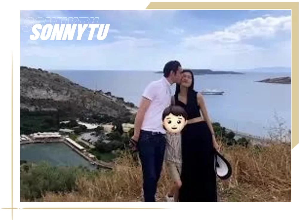 A 26-year-old working girl married into the royal family and became the ...