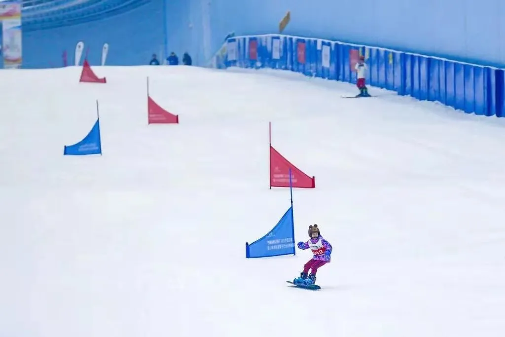 The 2021 Sichuan Youth Snowboard Parallel Giant Slalom Championship ...