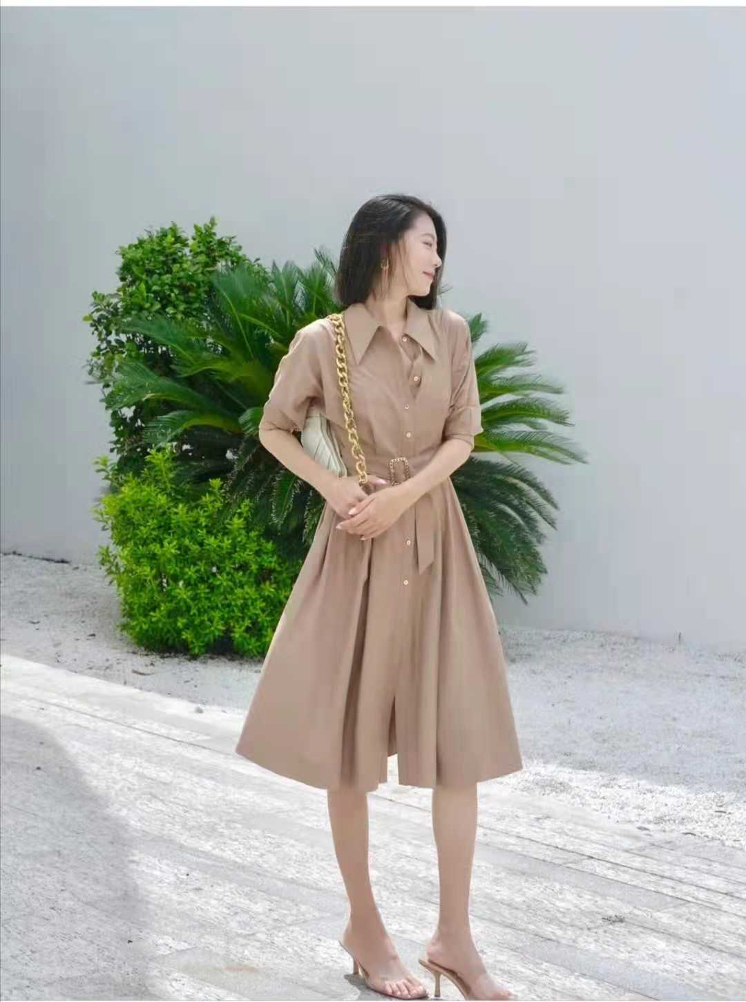 The most popular color for dresses this year - iMedia