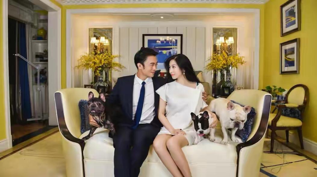 JJ Jia Xiaochen brings her daughter Xiaofandou's surprise debut. Behind her powerful and ...