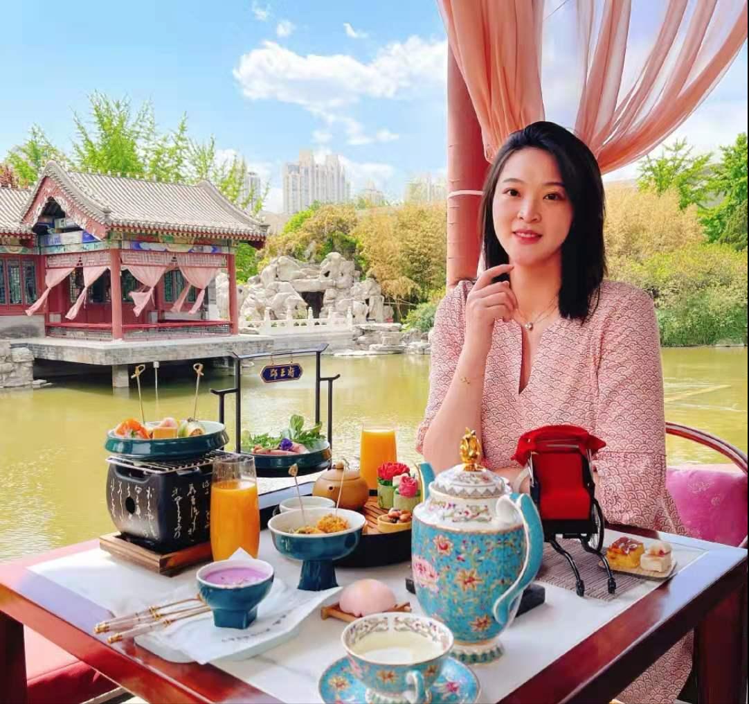 Hui Ruoqi and her husband celebrated their third wedding anniversary ...