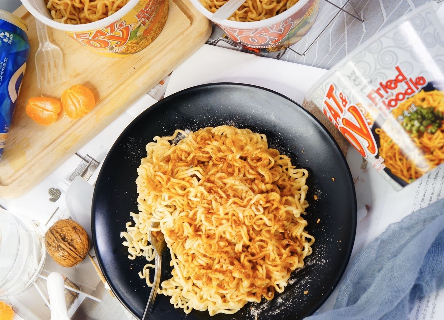 The delicious Yumee cup noodles from Indonesia, which are popular in ...