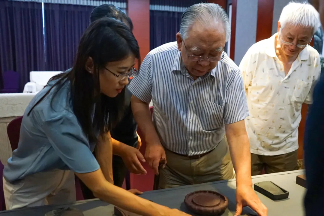 The wind blows the inkstone and talks about Yi Shui——Mr. Zhao Heng, a well-known scholar, meets ...